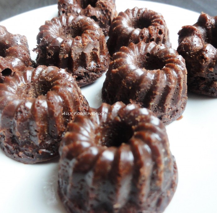 Mini cannelés version au chocolat | Aux Fourneaux